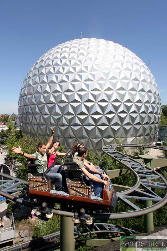 Speciale parchi tematici in camper: Europa Park | Camper Life